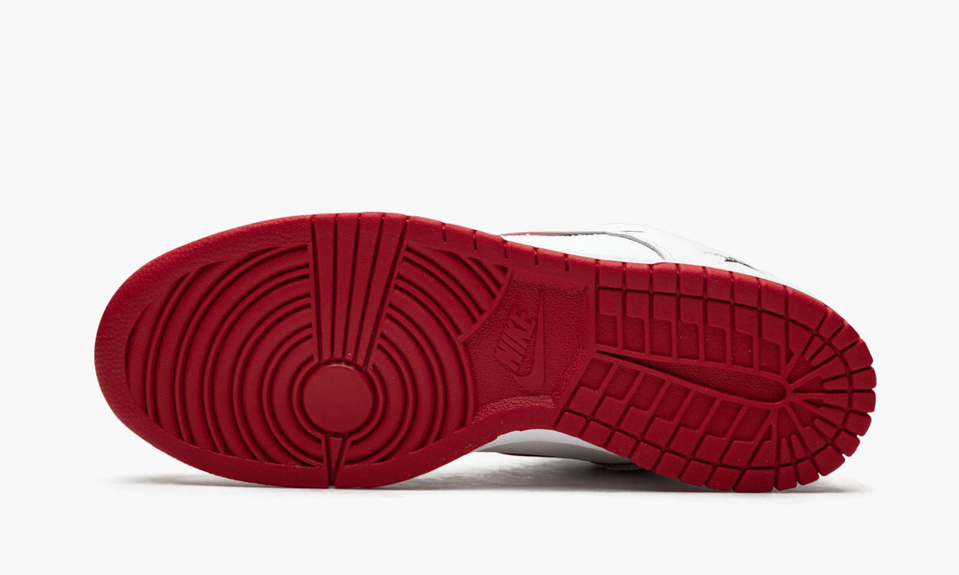 SB Dunk Low "Supreme - Jewel Swoosh Red/White" – WOWJAY